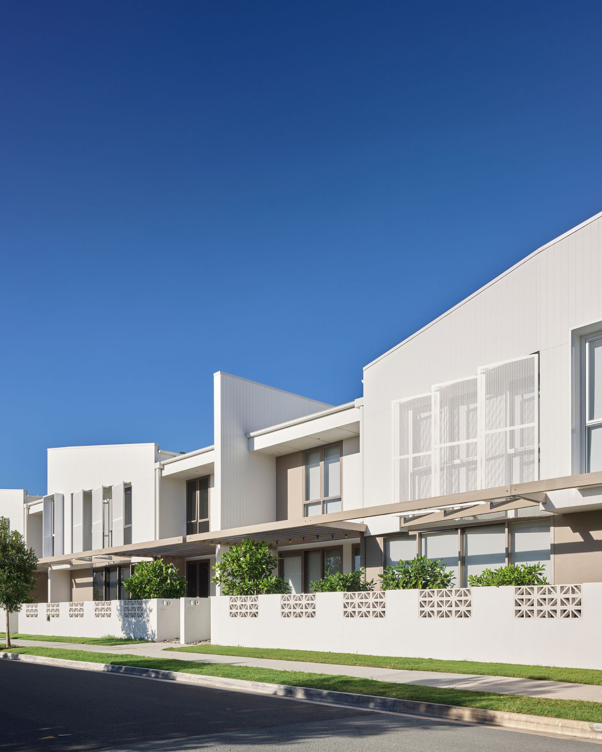 Lasail, Newport, QLD - Traders In Purple